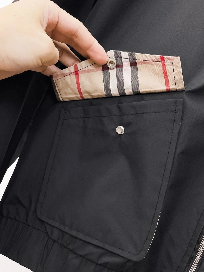 Brand-original Burberry Outwear