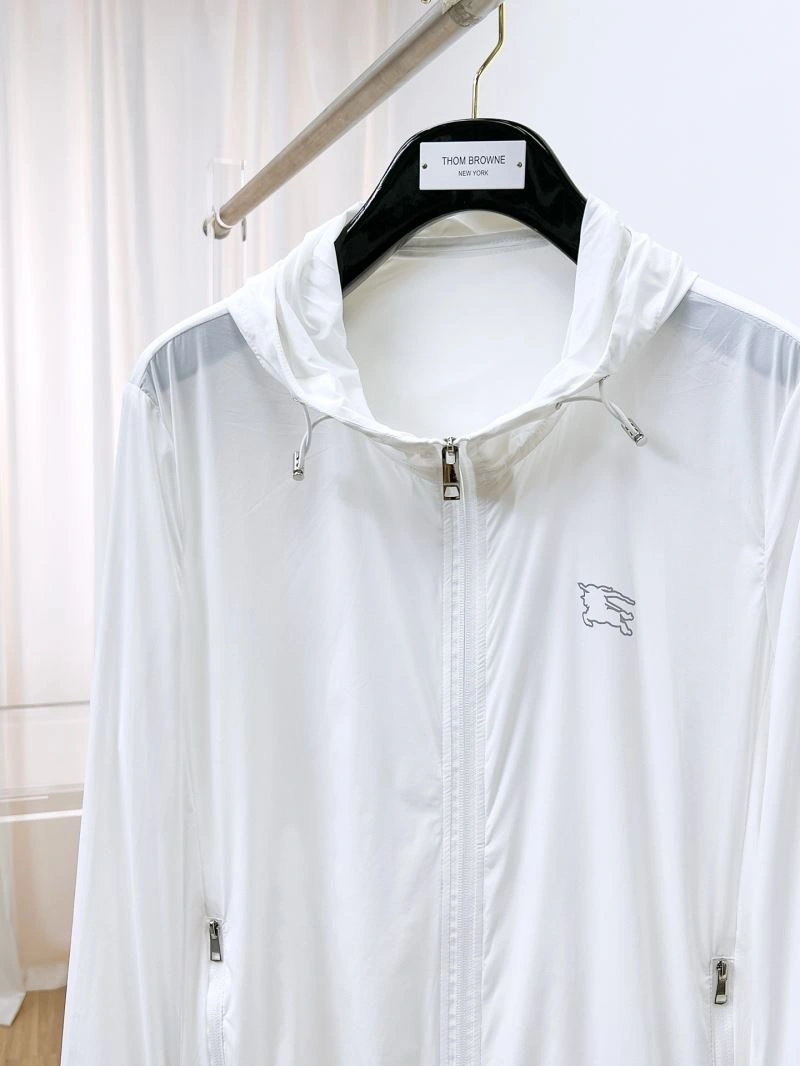 Economical Burberry Outwear