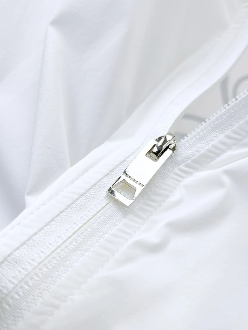 Economical Burberry Outwear