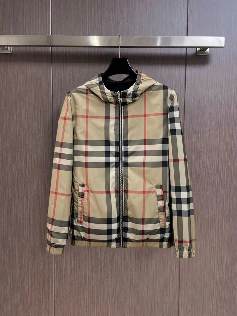 Bargain Burberry Outwear