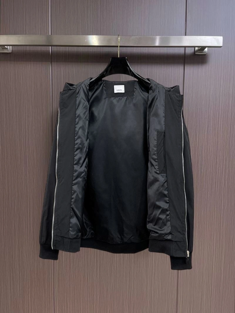 Low-cost Burberry Outwear