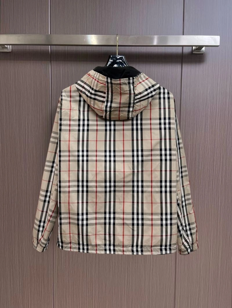 High accuracy Burberry Outwear