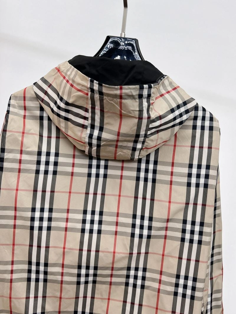 High accuracy Burberry Outwear