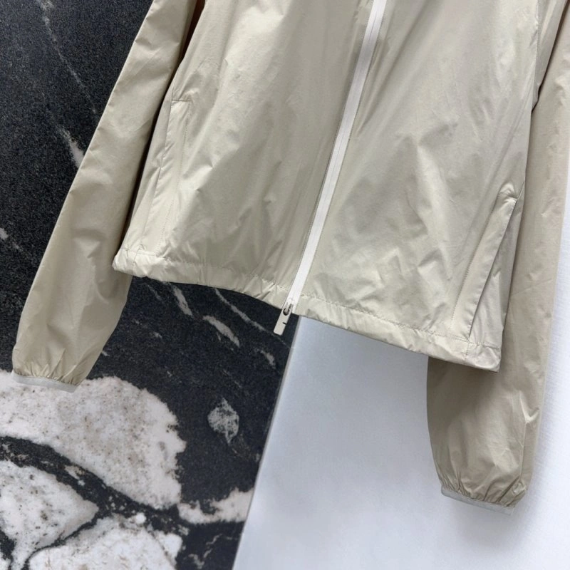 High accuracy Burberry Outwear