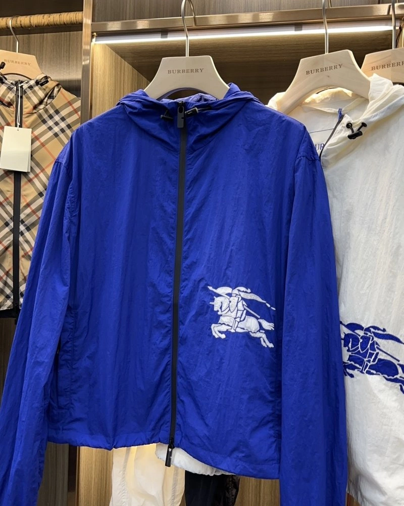 High accuracy Burberry Outwear