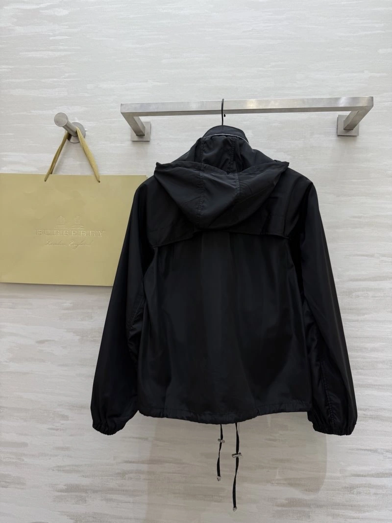 Discounted Burberry Outwear