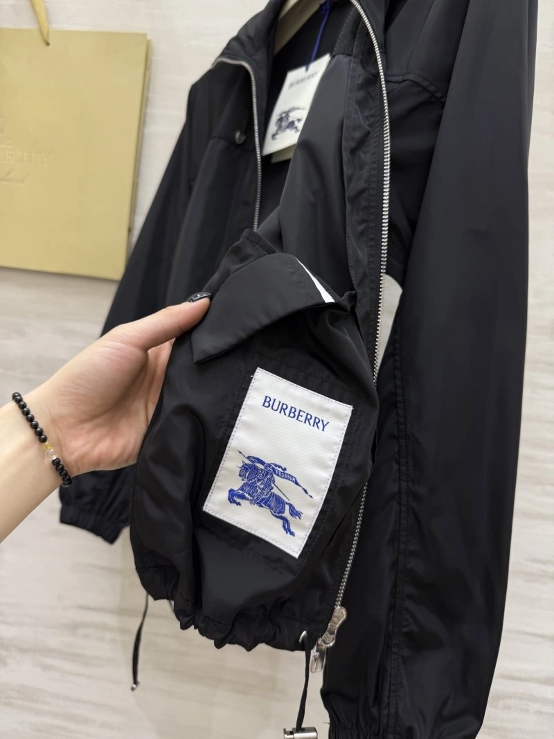 Discounted Burberry Outwear