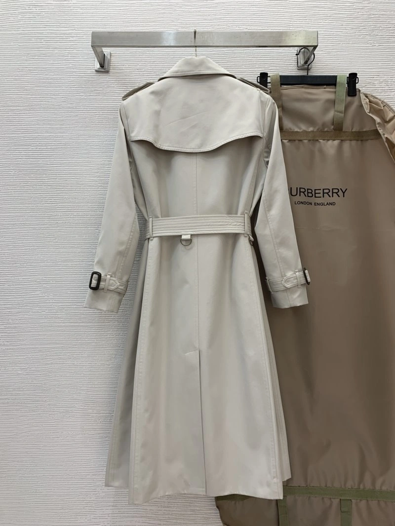 Indistinguishable Burberry Outwear