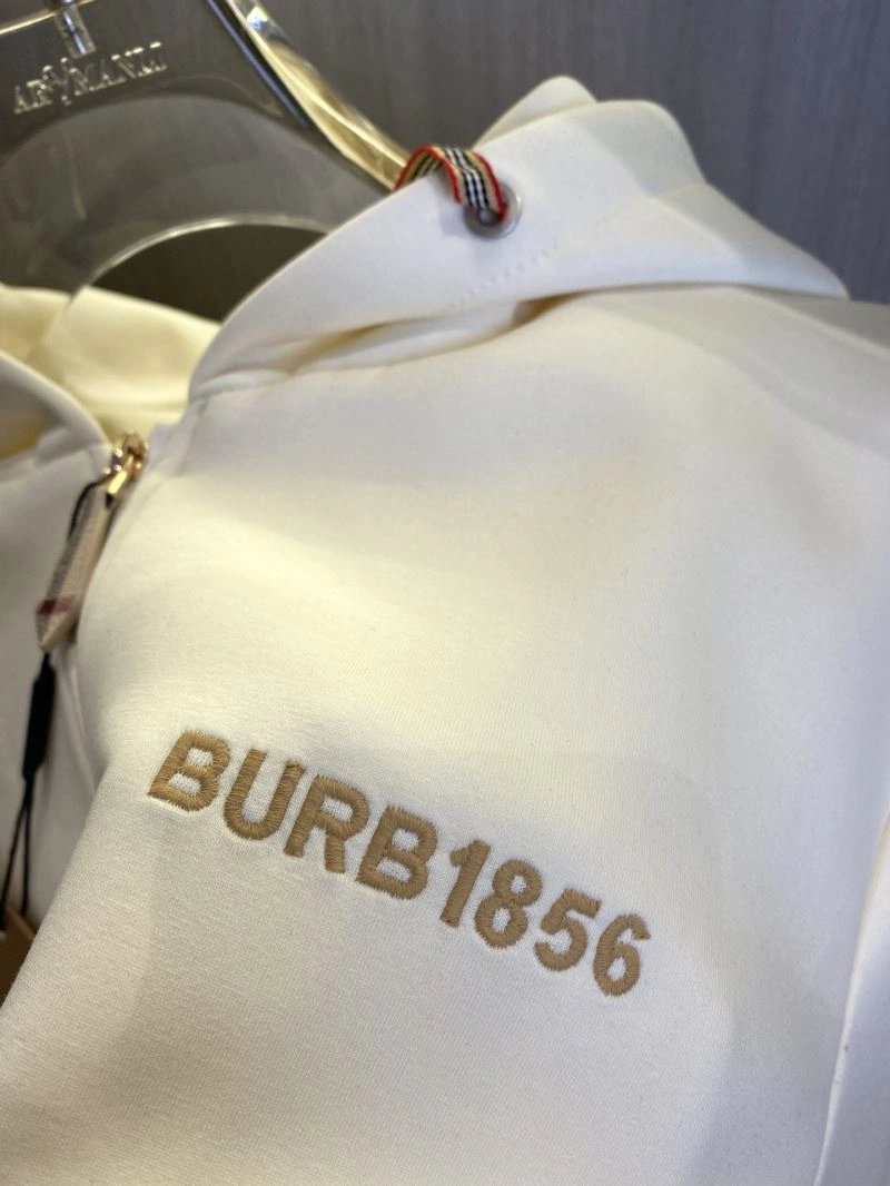 Top match Burberry Outwear