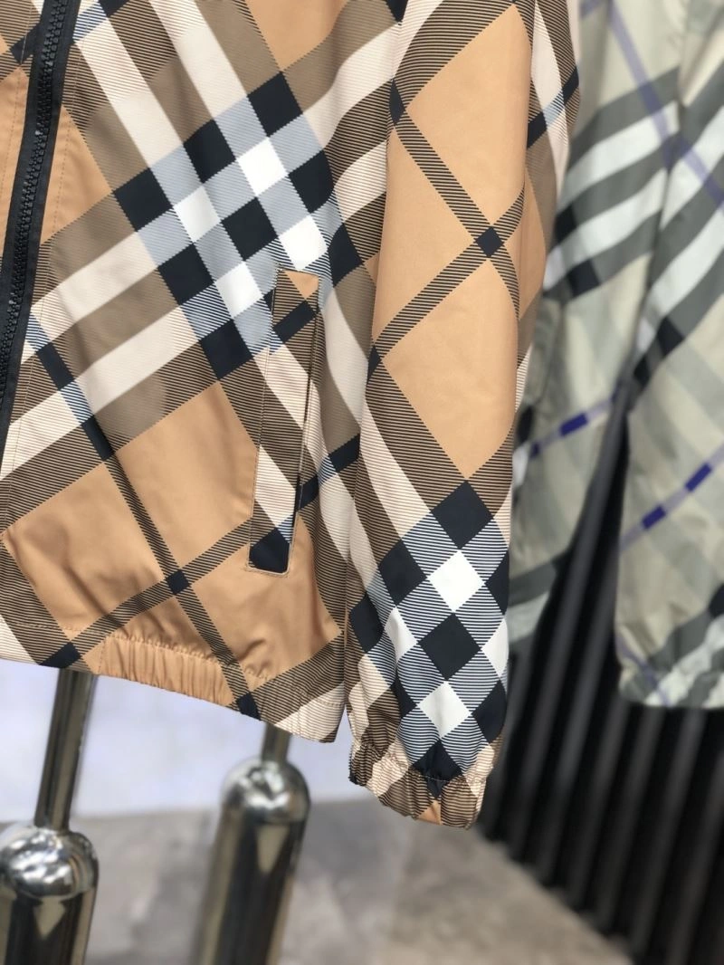 Factory-made Burberry Outwear