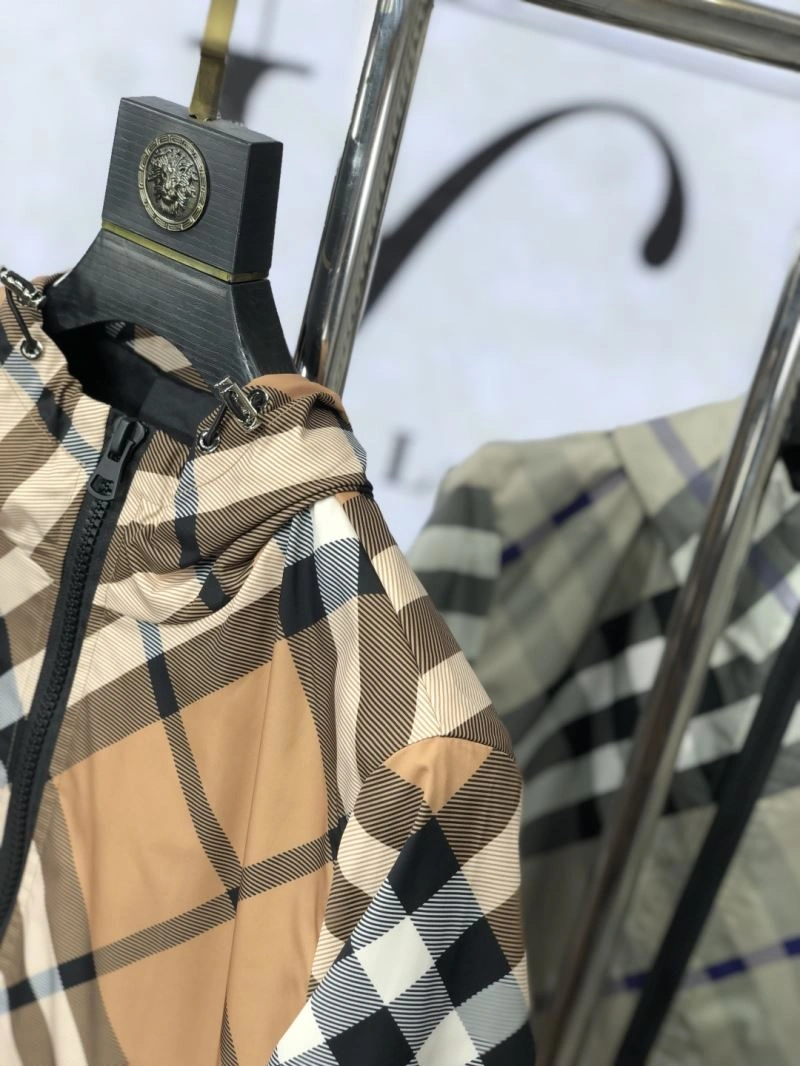 Factory-made Burberry Outwear