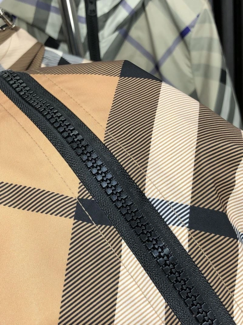 Factory-made Burberry Outwear