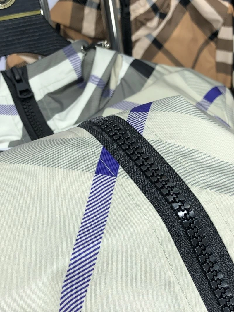 Brand-original Burberry Outwear