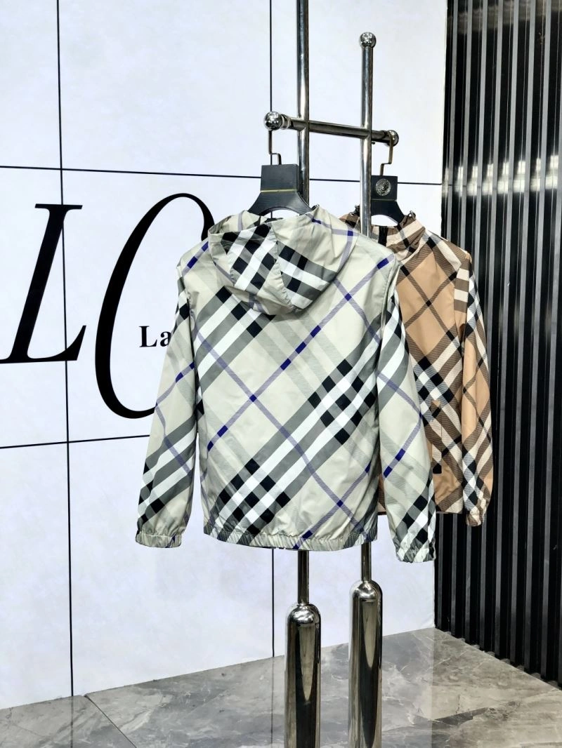 Brand-original Burberry Outwear