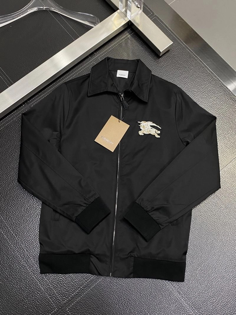Low-cost Burberry Outwear
