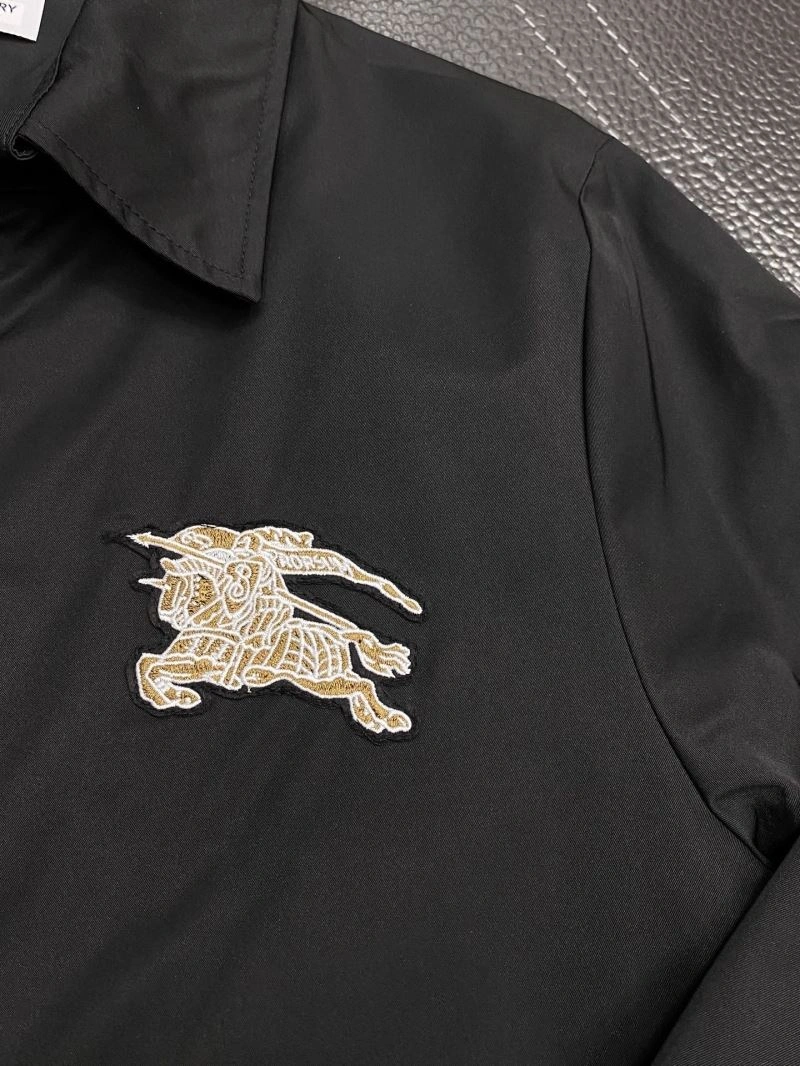 Low-cost Burberry Outwear