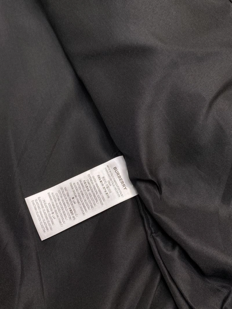 Low-cost Burberry Outwear