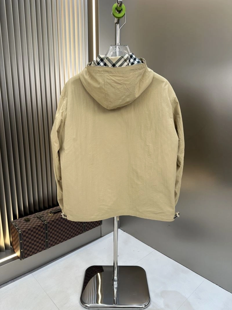 Brand-original Burberry Outwear