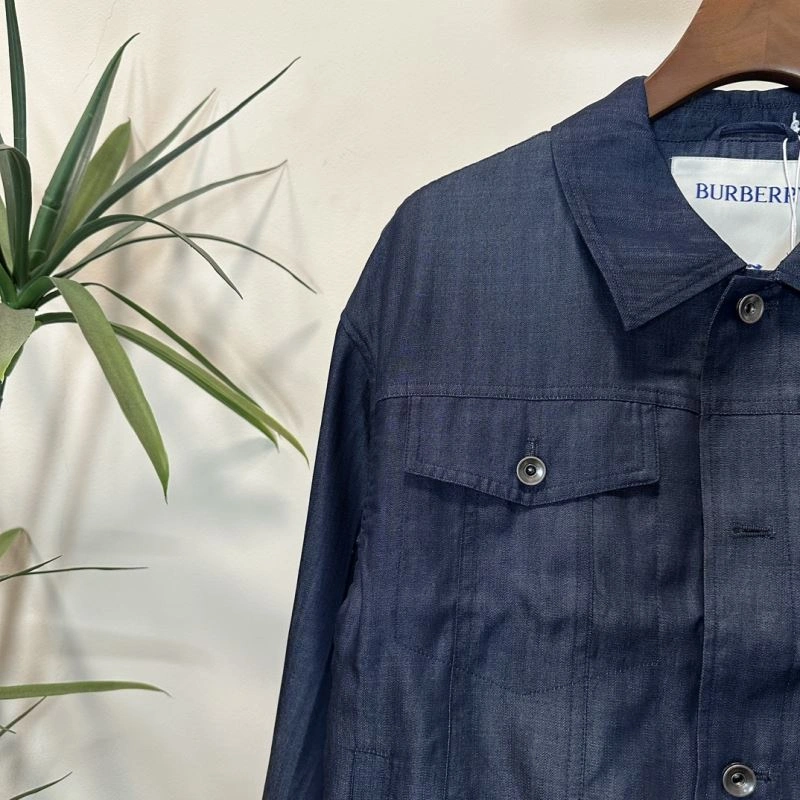 Economical Burberry Outwear