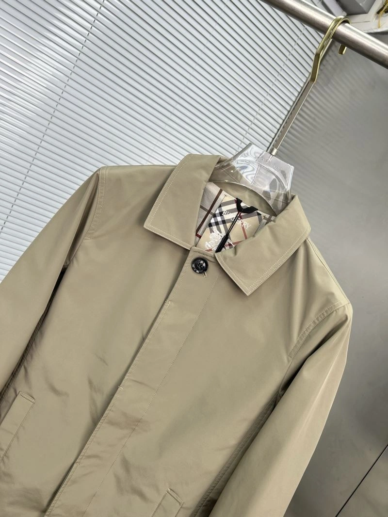 Low-cost Burberry Outwear