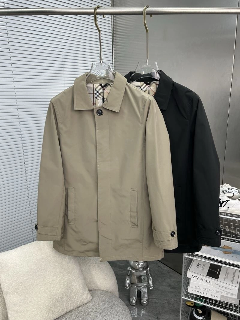 Low-cost Burberry Outwear