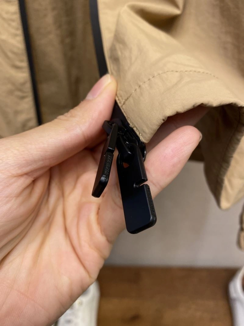 Low-cost Burberry Outwear
