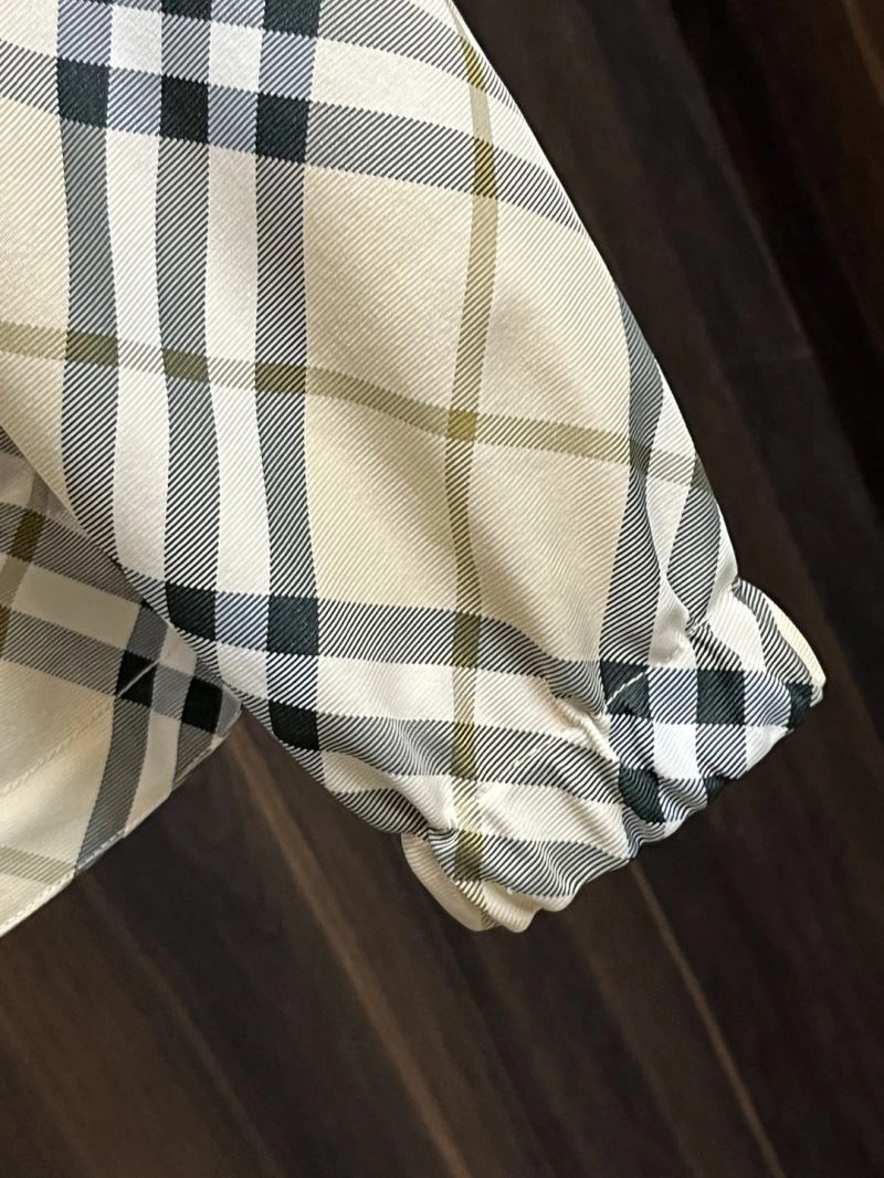 Factory-made Burberry Outwear
