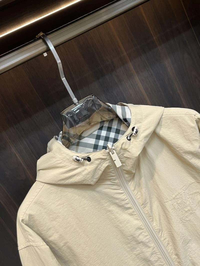 Factory-made Burberry Outwear