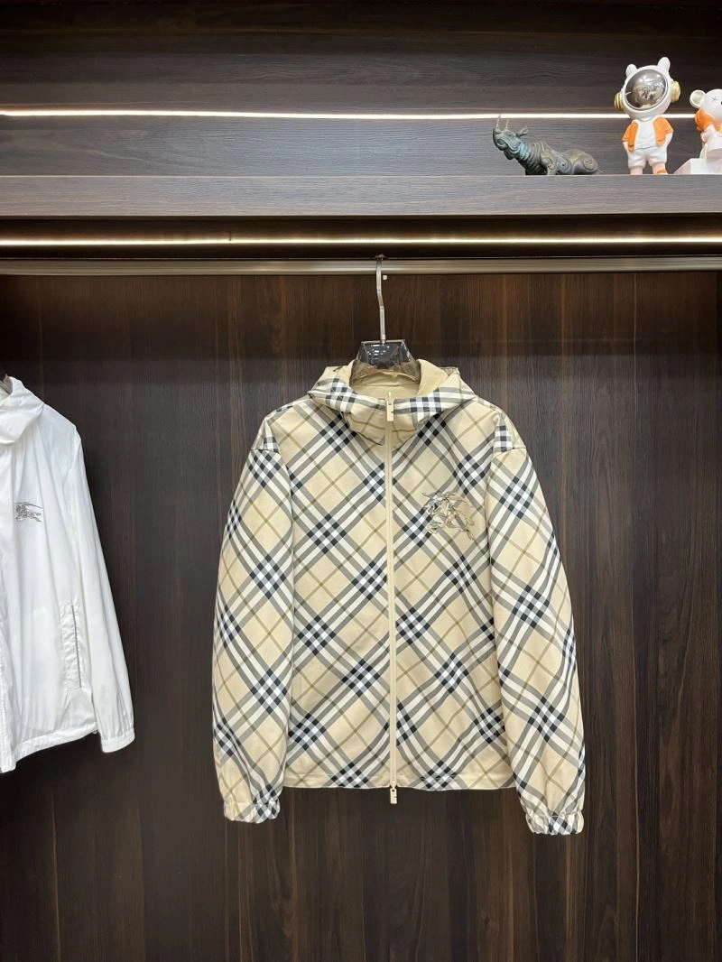 Factory-made Burberry Outwear