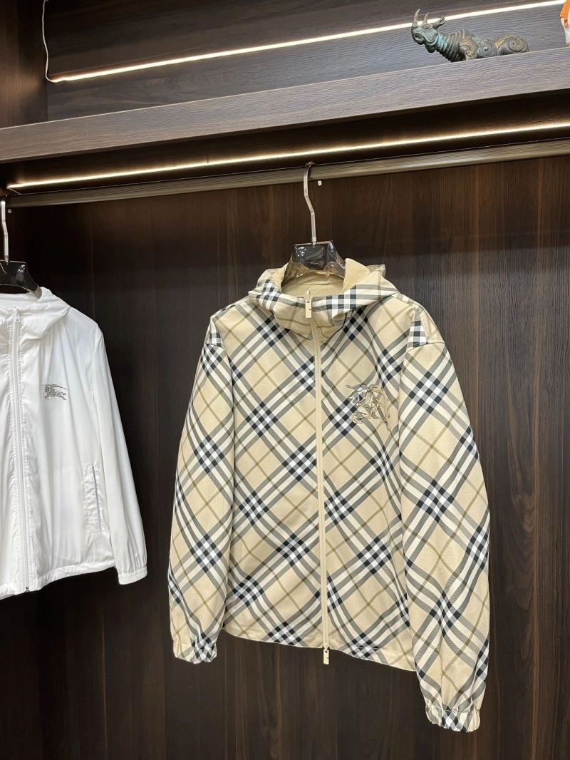 Factory-made Burberry Outwear
