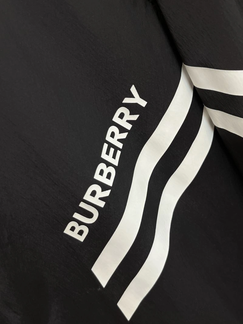 Top match Burberry Outwear