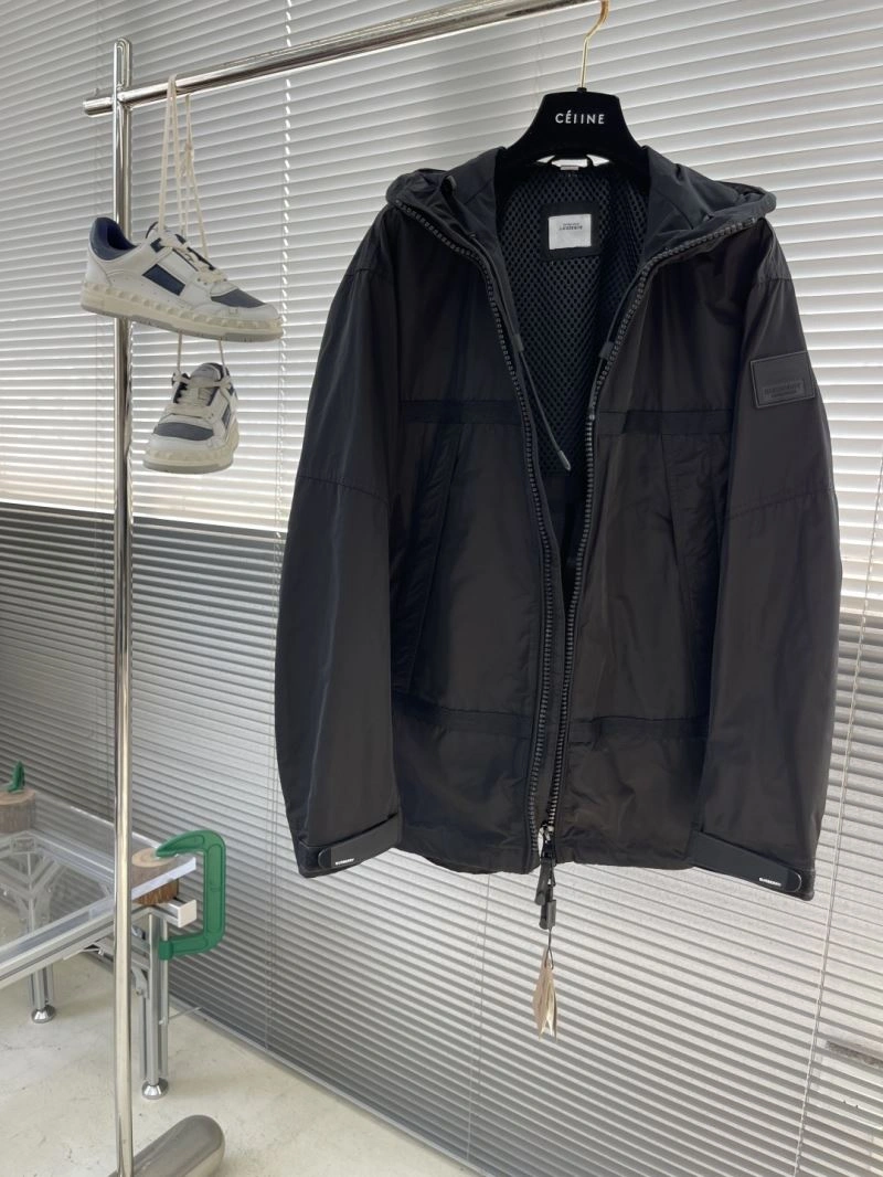 Accurate model Burberry Outwear
