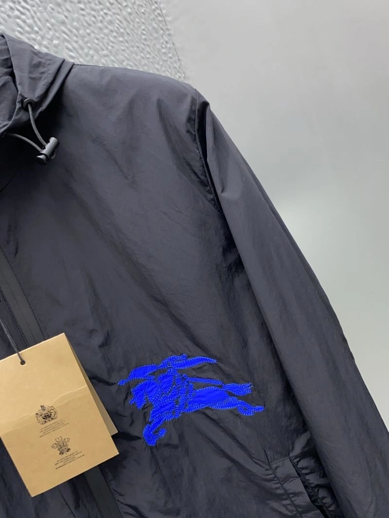 Official Burberry Outwear