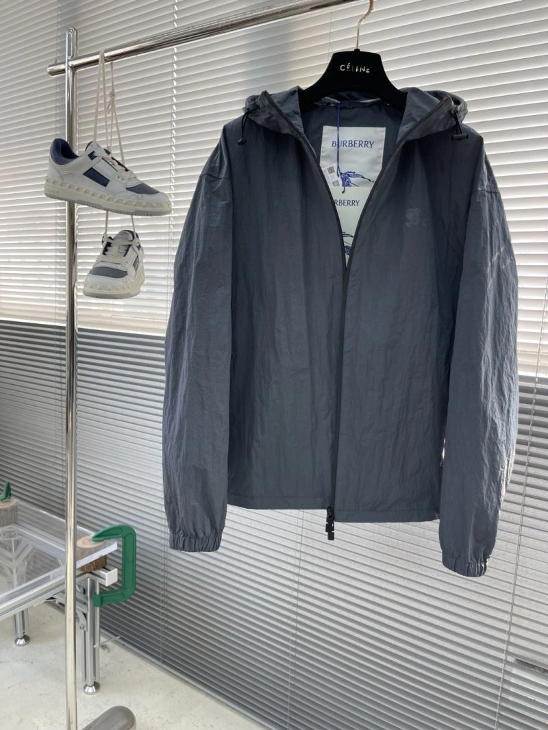 Economical Burberry Outwear