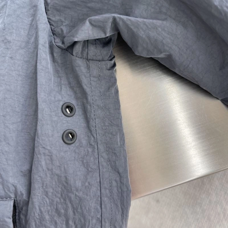 Economical Burberry Outwear