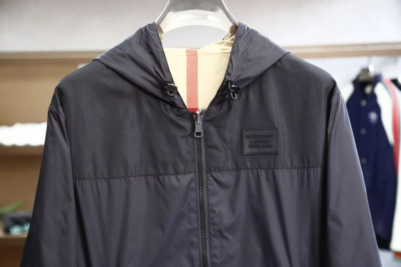 Top match Burberry Outwear