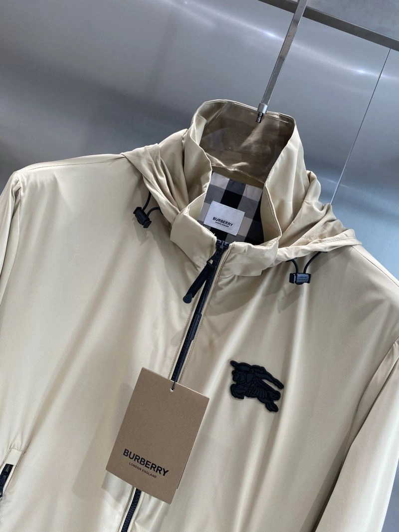 Top match Burberry Outwear