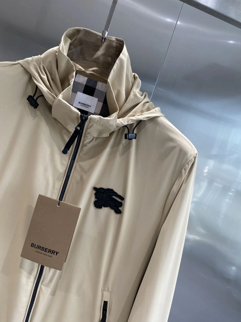 Top match Burberry Outwear