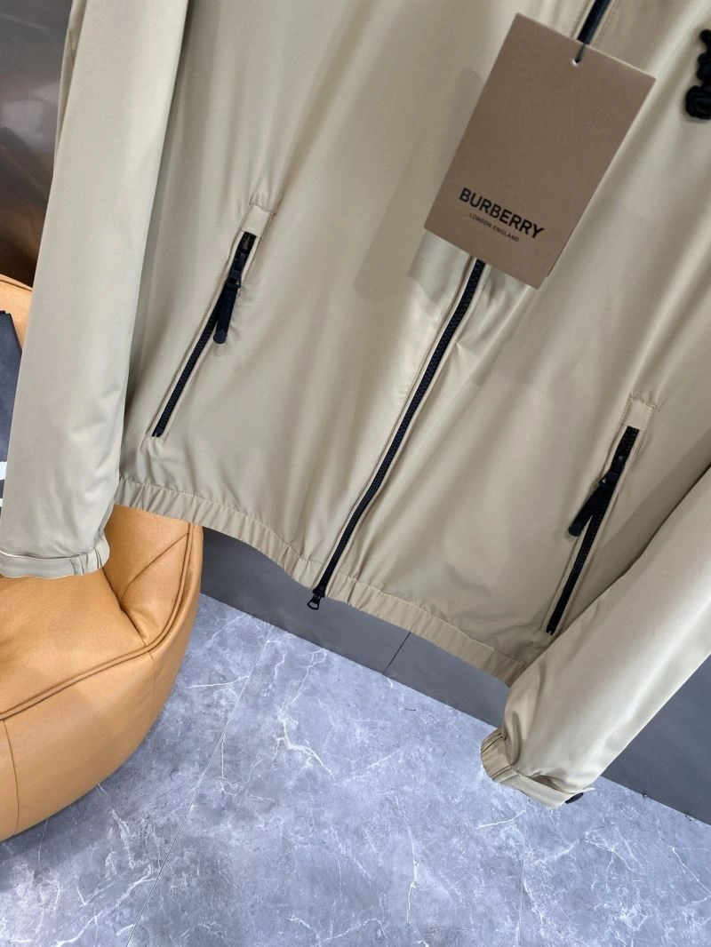 Top match Burberry Outwear