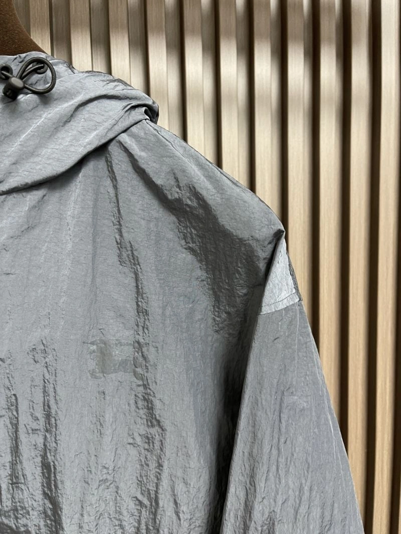 High accuracy Burberry Outwear