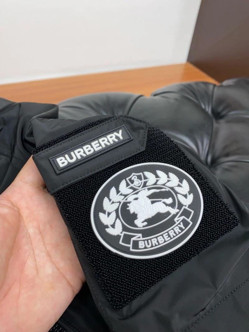 Brand-original Burberry Outwear