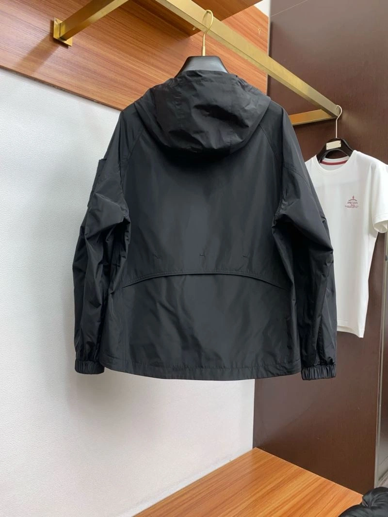 Brand-original Burberry Outwear