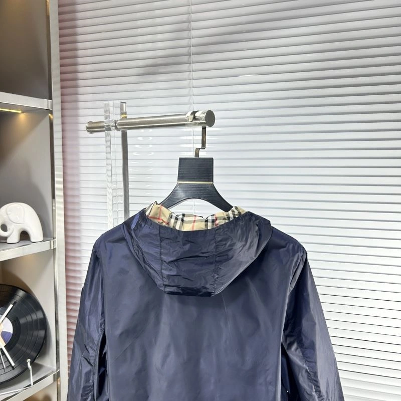 Mirror quality Burberry Outwear