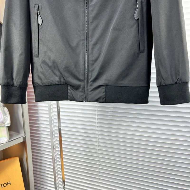Economical Burberry Outwear