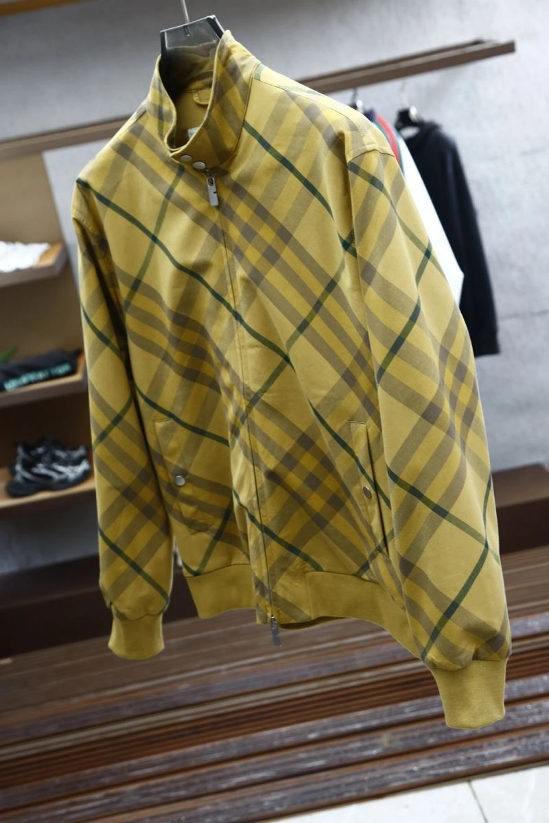 Reasonably priced Burberry Outwear