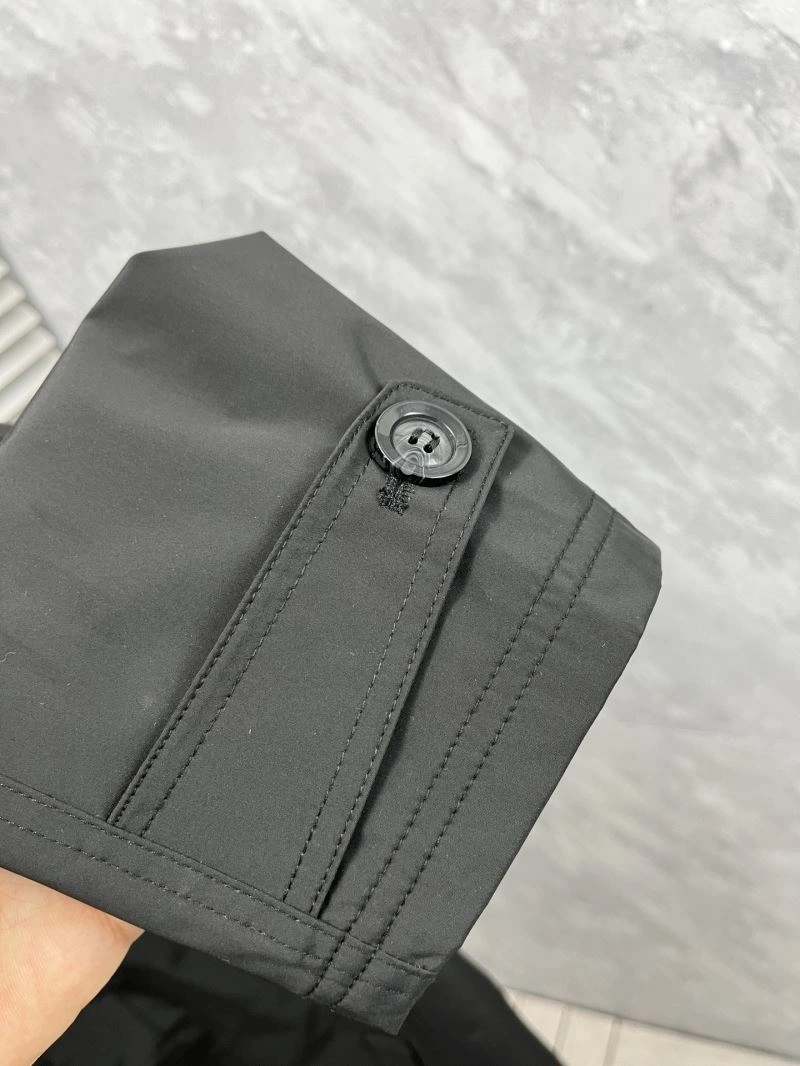 Legit Burberry Outwear