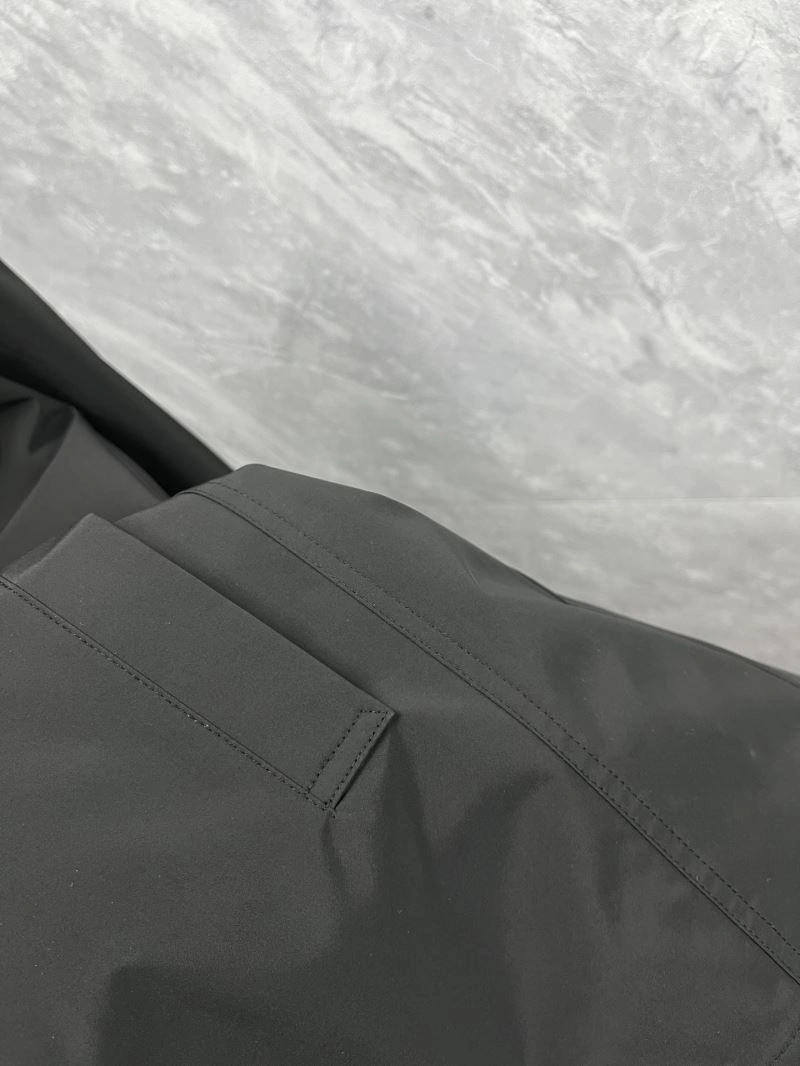 Legit Burberry Outwear