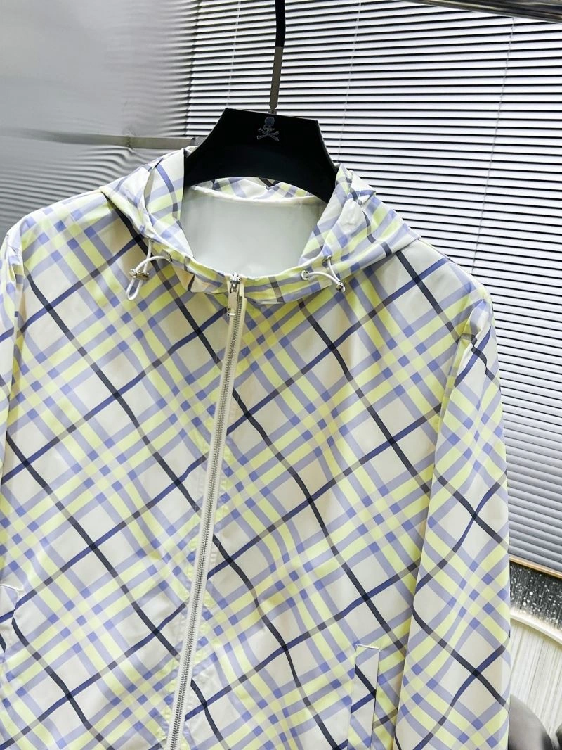 High accuracy Burberry Outwear