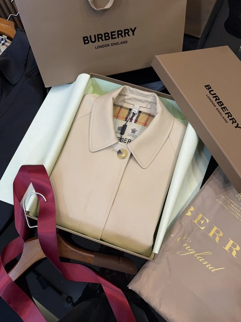 Original Burberry Outwear