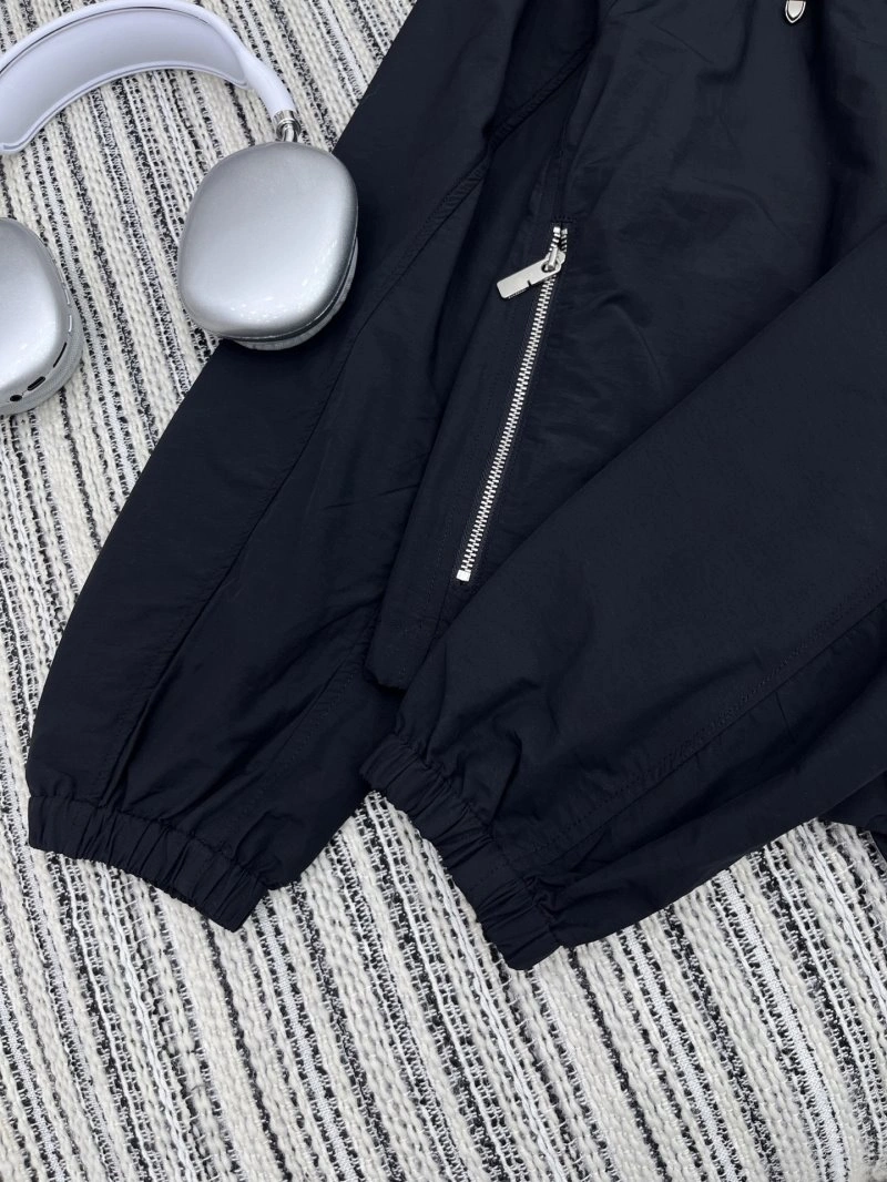 Top match Burberry Outwear